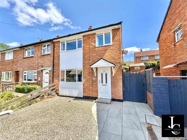 3 bedroom end of terrace house for sale