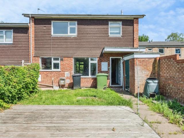 3 bedroom end of terrace house for sale