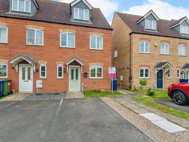 3 bedroom end of terrace house for sale