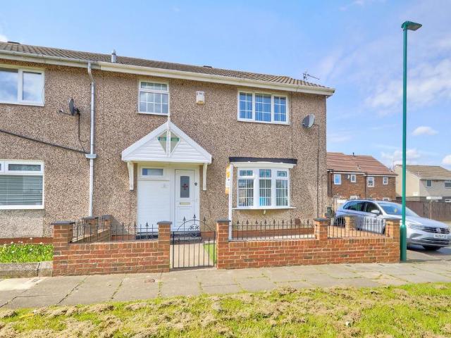 3 bedroom end of terrace house for sale