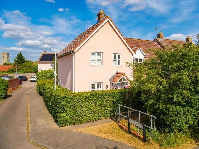 3 bedroom end of terrace house for sale