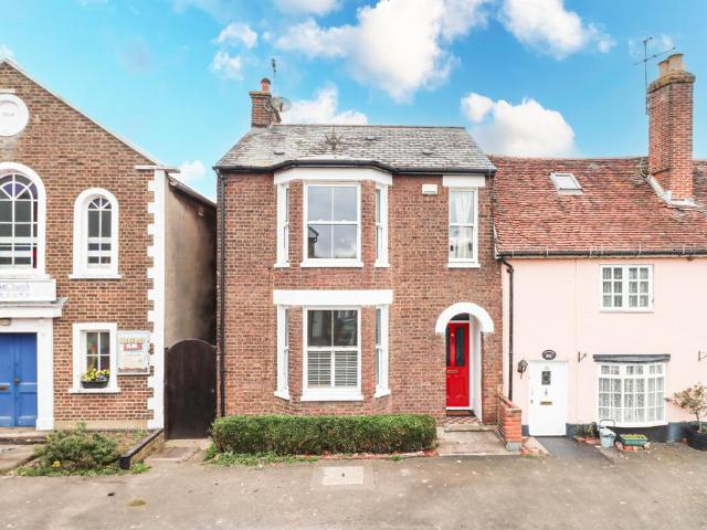 3 bedroom end of terrace house for sale