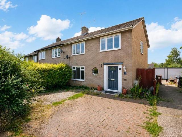 3 bedroom end of terrace house for sale