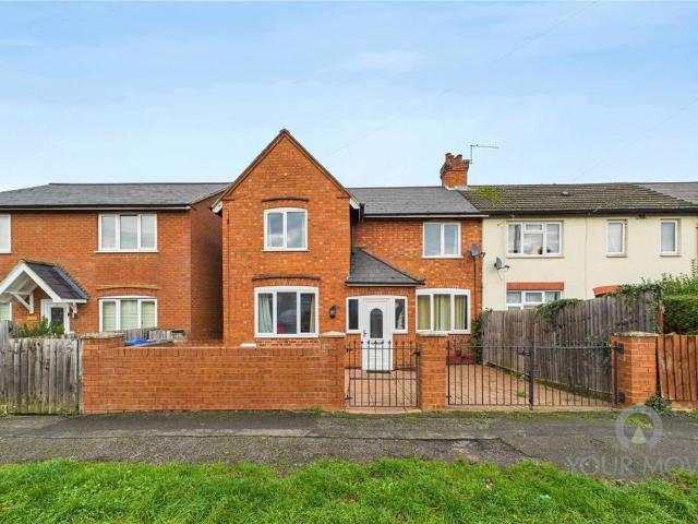 3 bedroom end of terrace house for sale