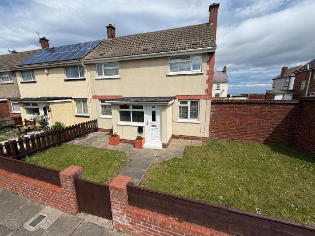 3 bedroom end of terrace house for sale