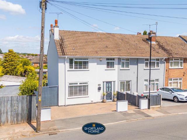 3 bedroom end of terrace house for sale