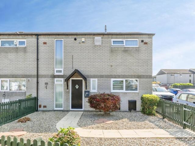 3 bedroom end of terrace house for sale