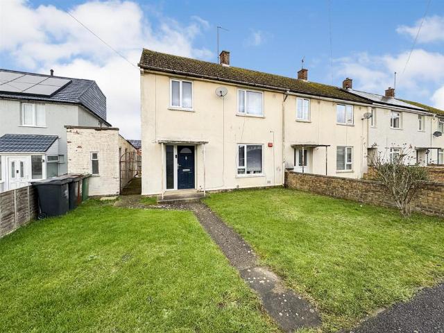 3 bedroom end of terrace house for sale