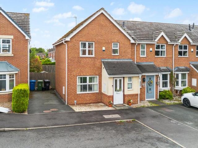 3 bedroom end of terrace house for sale