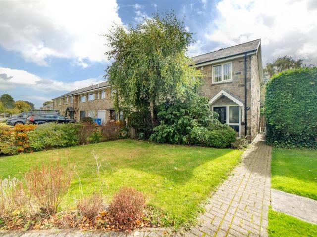 3 bedroom end of terrace house for sale