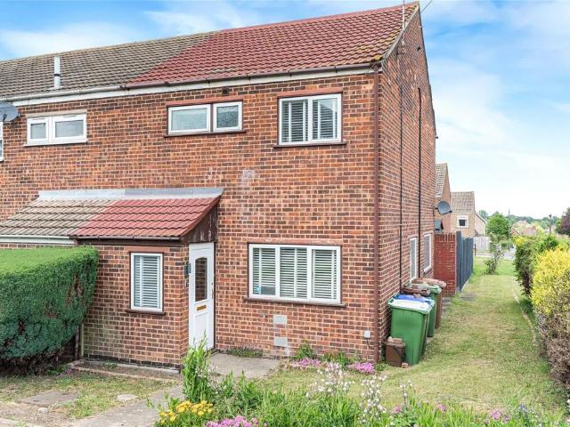 3 bedroom end of terrace house for sale