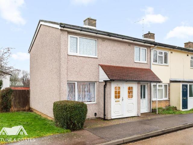 3 bedroom end of terrace house for sale
