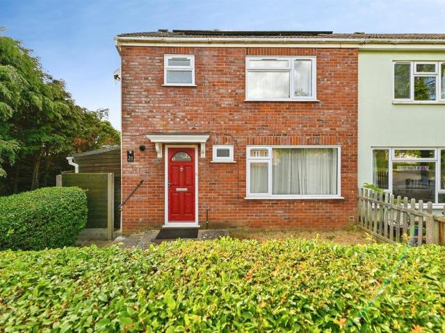 3 bedroom end of terrace house for sale