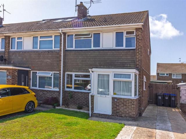 3 bedroom end of terrace house for sale