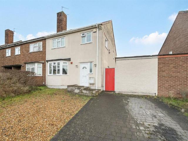 3 bedroom end of terrace house for sale