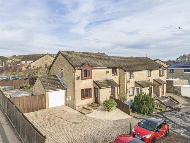 3 bedroom end of terrace house for sale