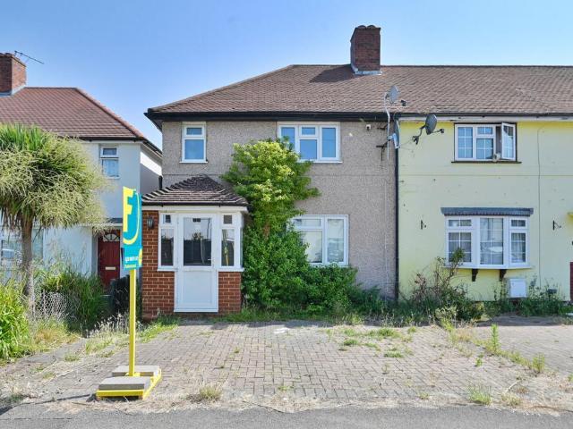 3 bedroom end of terrace house for sale