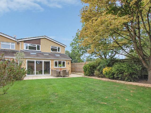 3 bedroom end of terrace house for sale