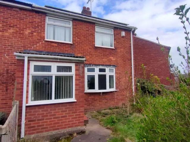 3 bedroom end of terrace house for sale
