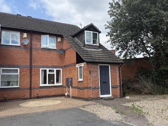 3 bedroom end of terrace house for sale