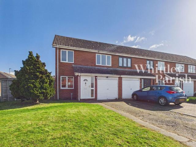 3 bedroom end of terrace house for sale
