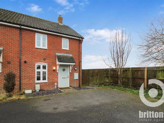 3 bedroom end of terrace house for sale