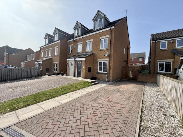 3 bedroom end of terrace house for sale