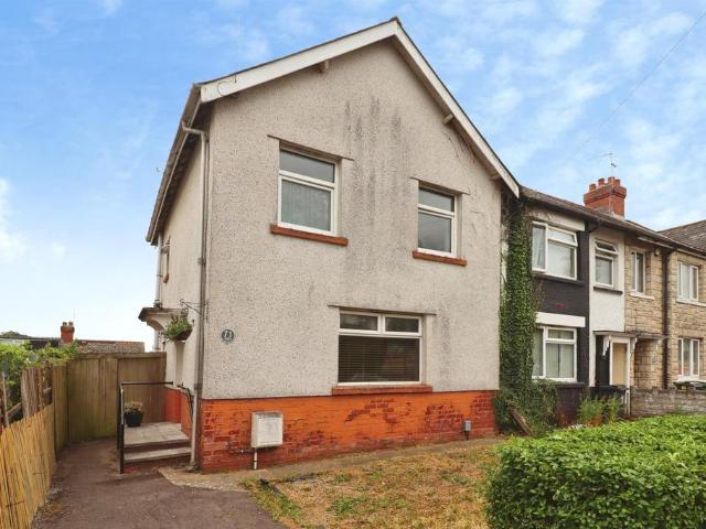 3 bedroom end of terrace house for sale