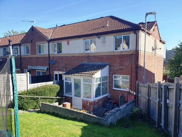 3 bedroom end of terrace house for sale