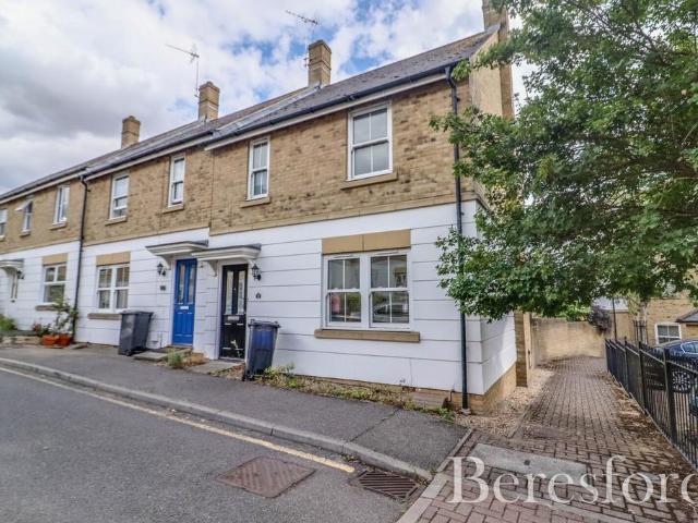 3 bedroom end of terrace house for sale