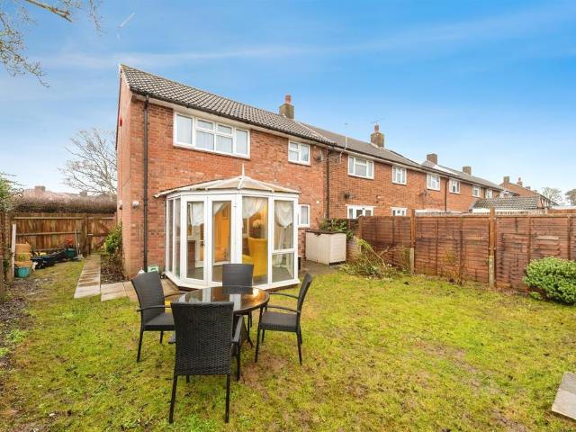 3 bedroom end of terrace house for sale
