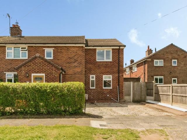 3 bedroom end of terrace house for sale