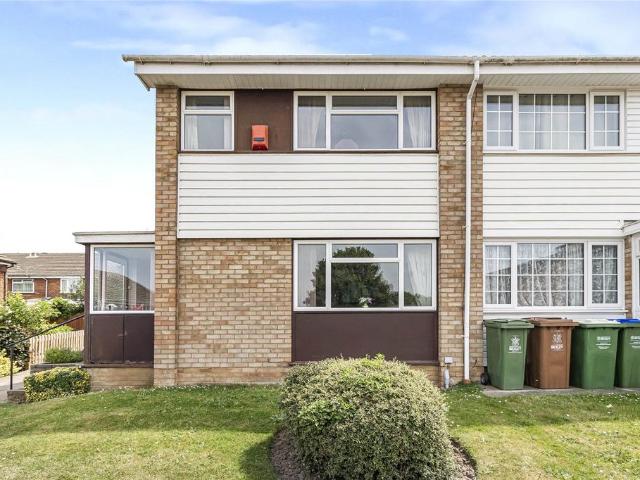 3 bedroom end of terrace house for sale
