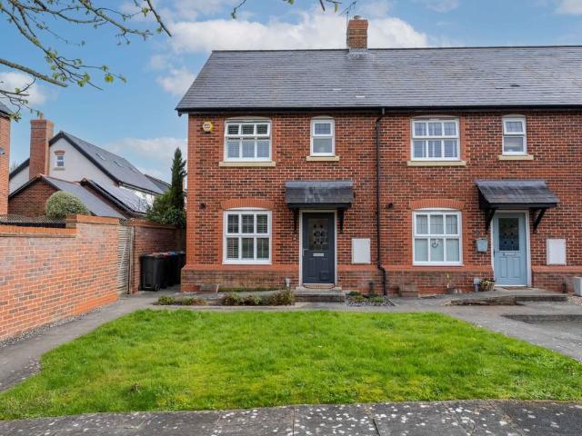 3 bedroom end of terrace house for sale