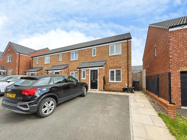 3 bedroom end of terrace house for sale