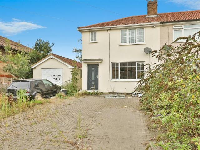 3 bedroom end of terrace house for sale