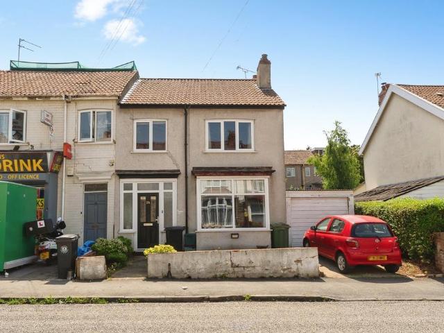 3 bedroom end of terrace house for sale