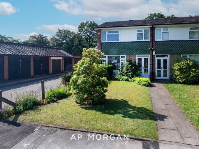 3 bedroom end of terrace house for sale