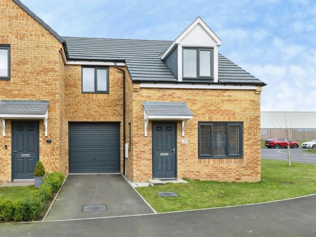 3 bedroom end of terrace house for sale