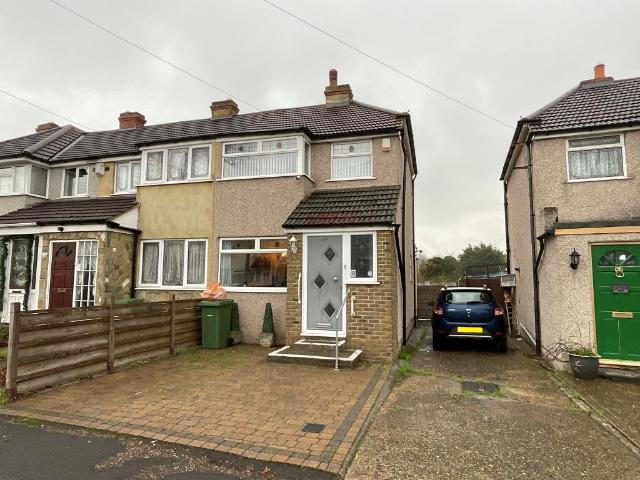 3 bedroom end of terrace house for sale