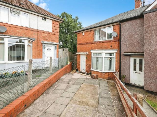 3 bedroom end of terrace house for sale