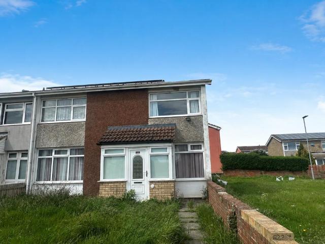 3 bedroom end of terrace house for sale