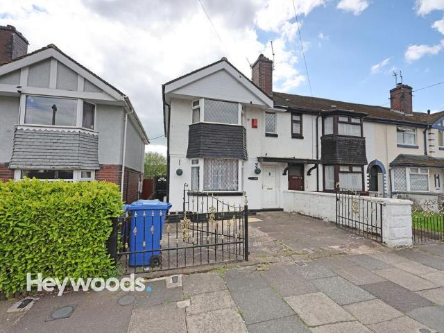3 bedroom end of terrace house for sale
