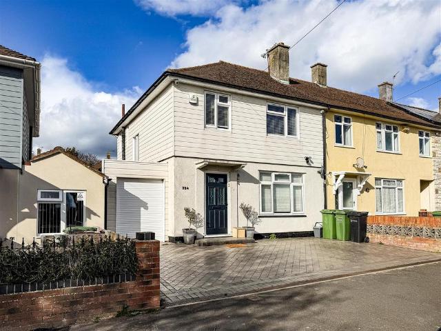 3 bedroom end of terrace house for sale