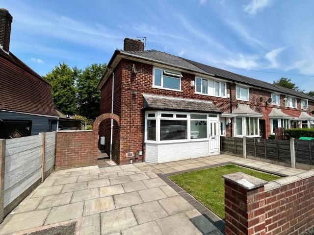 3 bedroom end of terrace house for sale