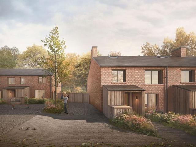 3 bedroom end of terrace house for sale