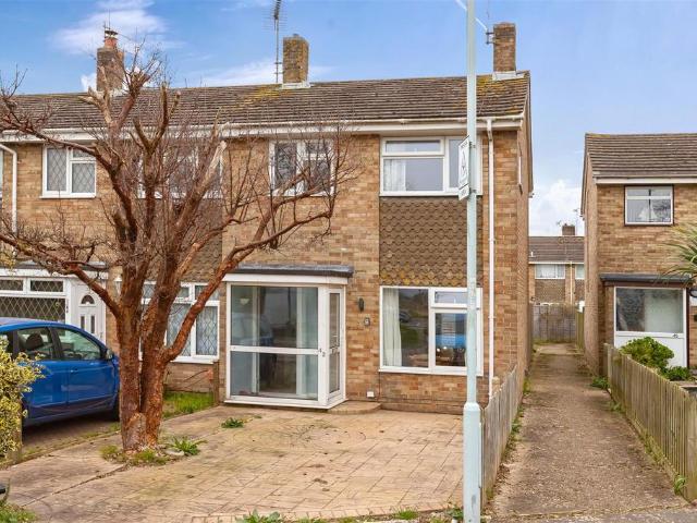 3 bedroom end of terrace house for sale