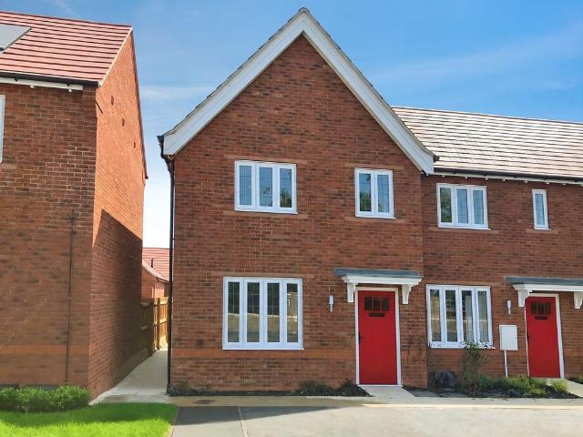 3 bedroom end of terrace house for sale