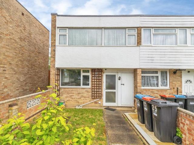 3 bedroom end of terrace house for sale