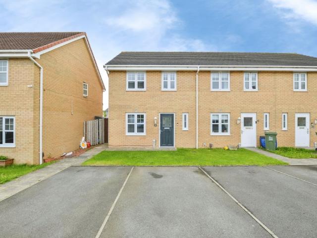 3 bedroom end of terrace house for sale